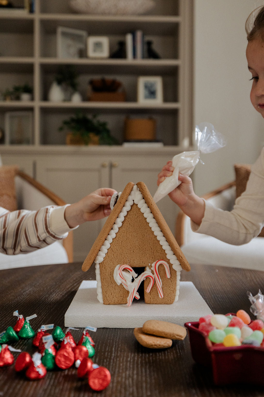 Unleash Your Creativity! Undecorated Gingerbread House from Gingerbread ...