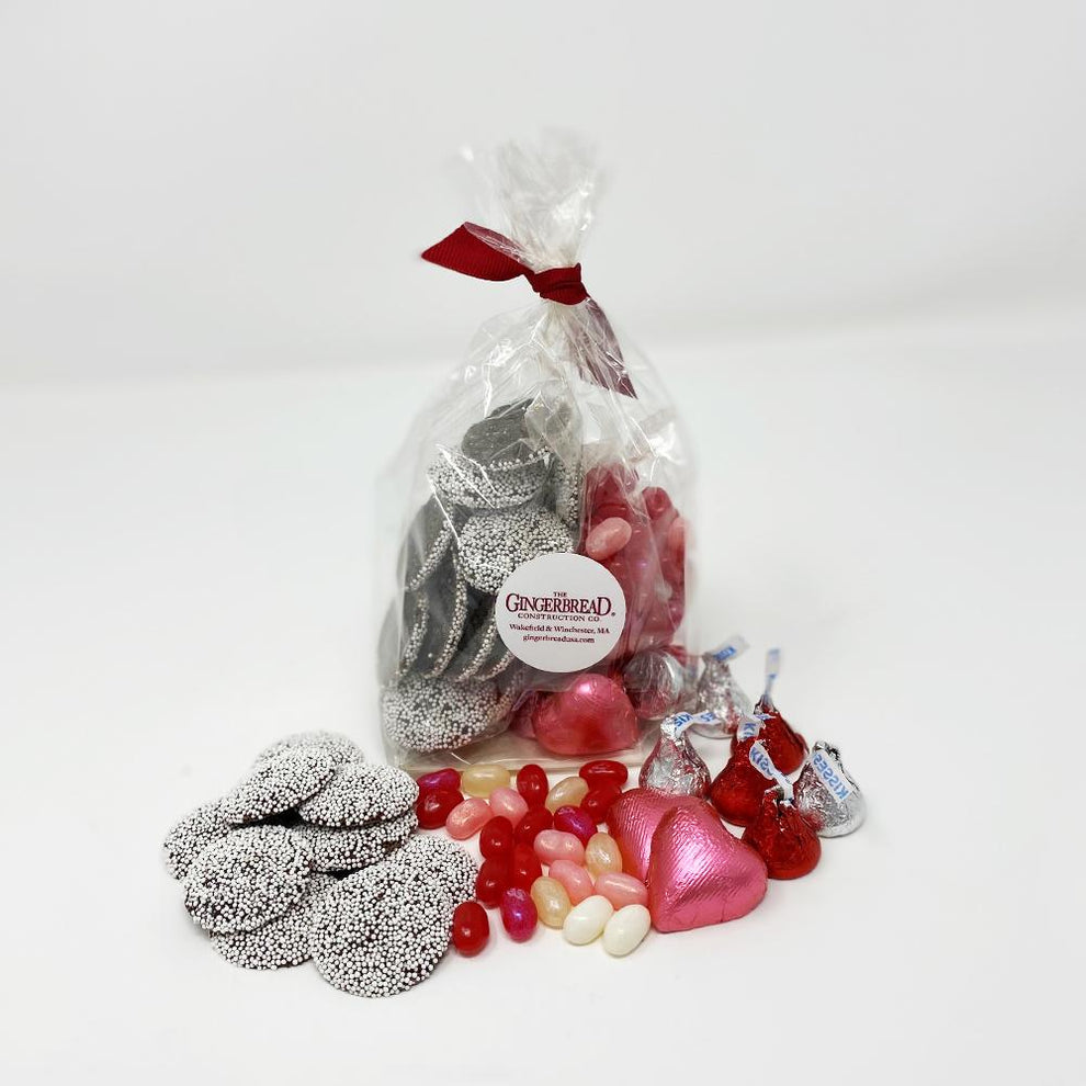 Unleash Your Creativity! Undecorated Gingerbread House from Gingerbread ...